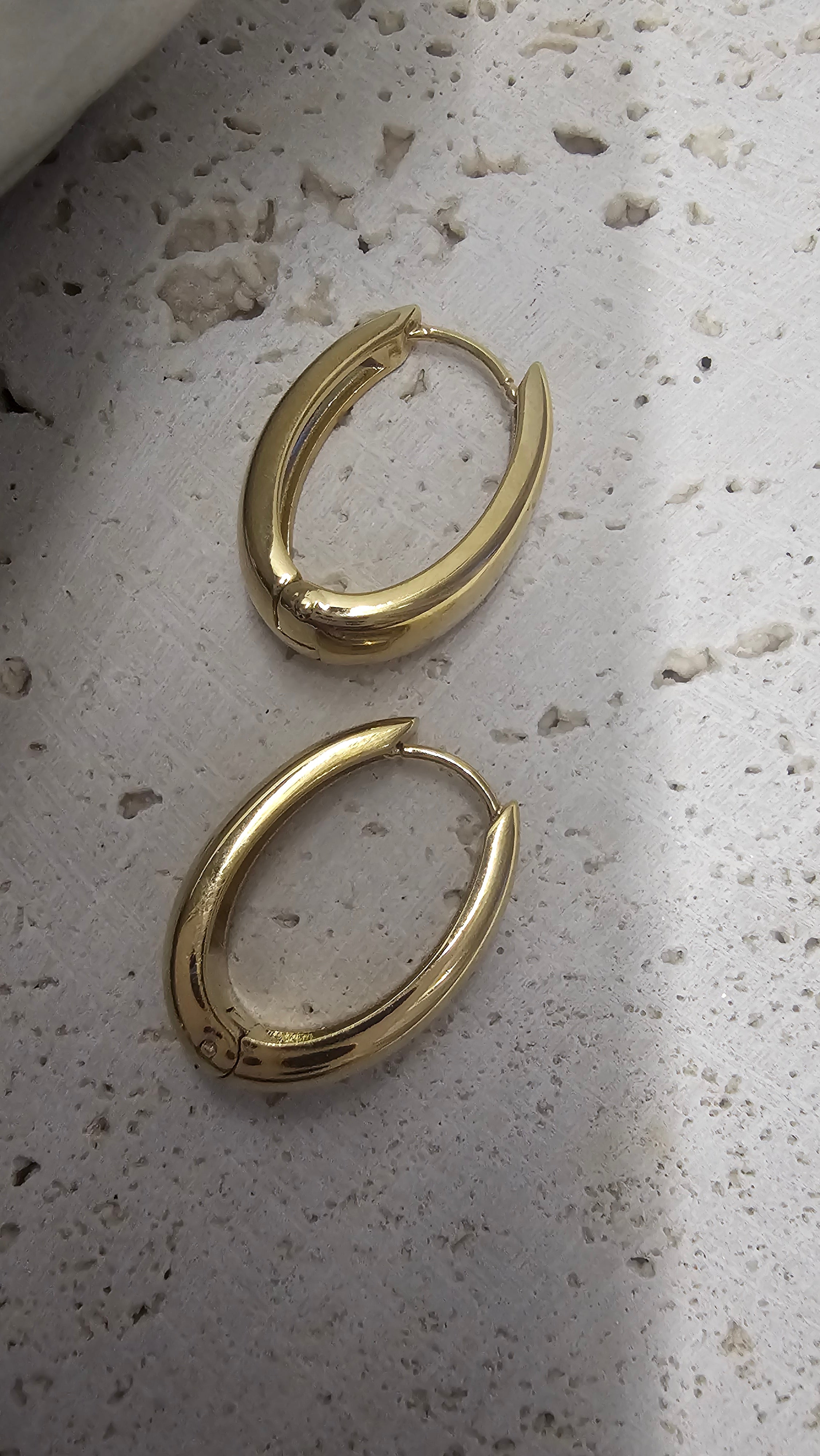 Madison's Hoops – Carats and Sparks!